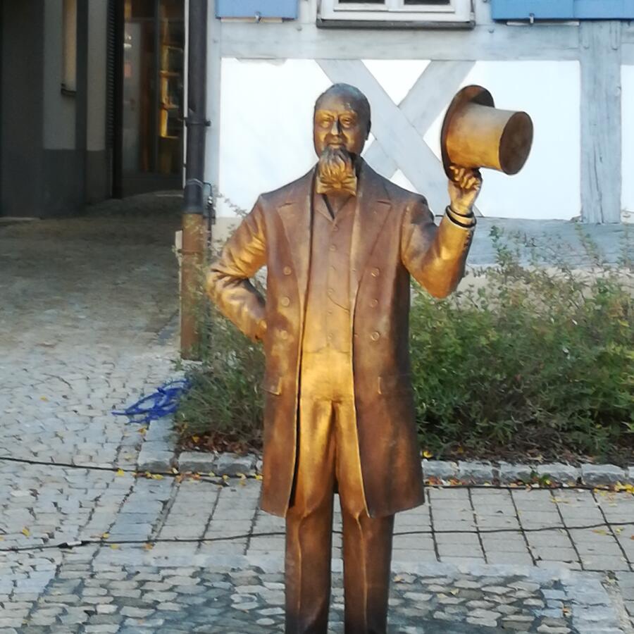 The town of Buttenheim has a legacy, the famous Levi Strauss • European ...