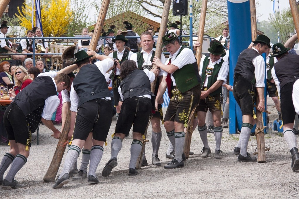 The tradition of the Maibaum (Maypole) • European Cuisine, Culture ...
